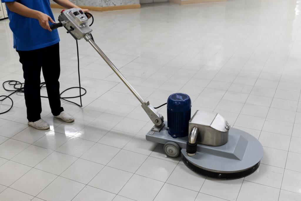 Enceradeira para locação: limpeza e brilho para o seu piso - Consluga ...
